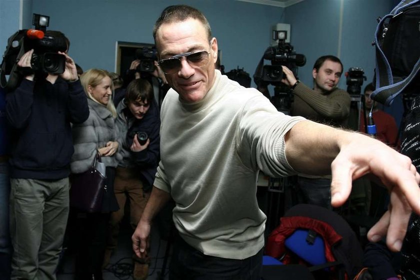 Van Damme miał atak serca? Aktor zaprzecza! Van Damme miał atak serca? Aktor zaprzecza!