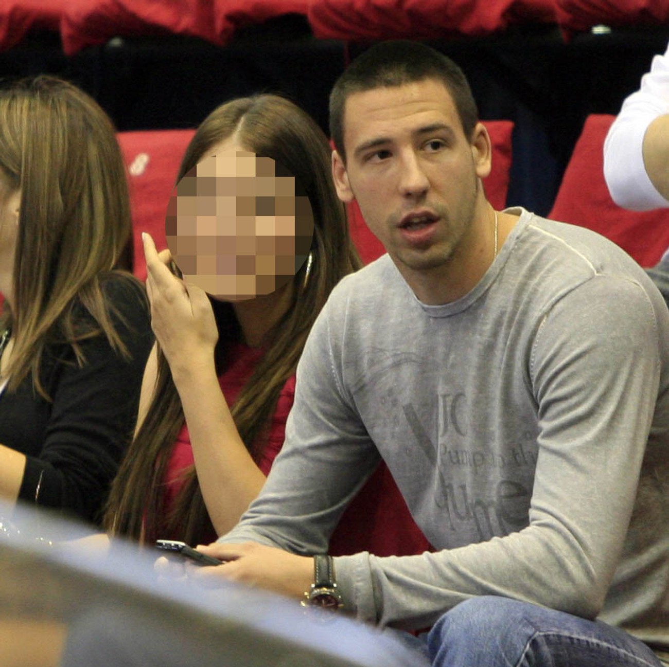 Vuk Radivojević zanemeo pred tužiocem, njegova žena odbila da svedoči ...