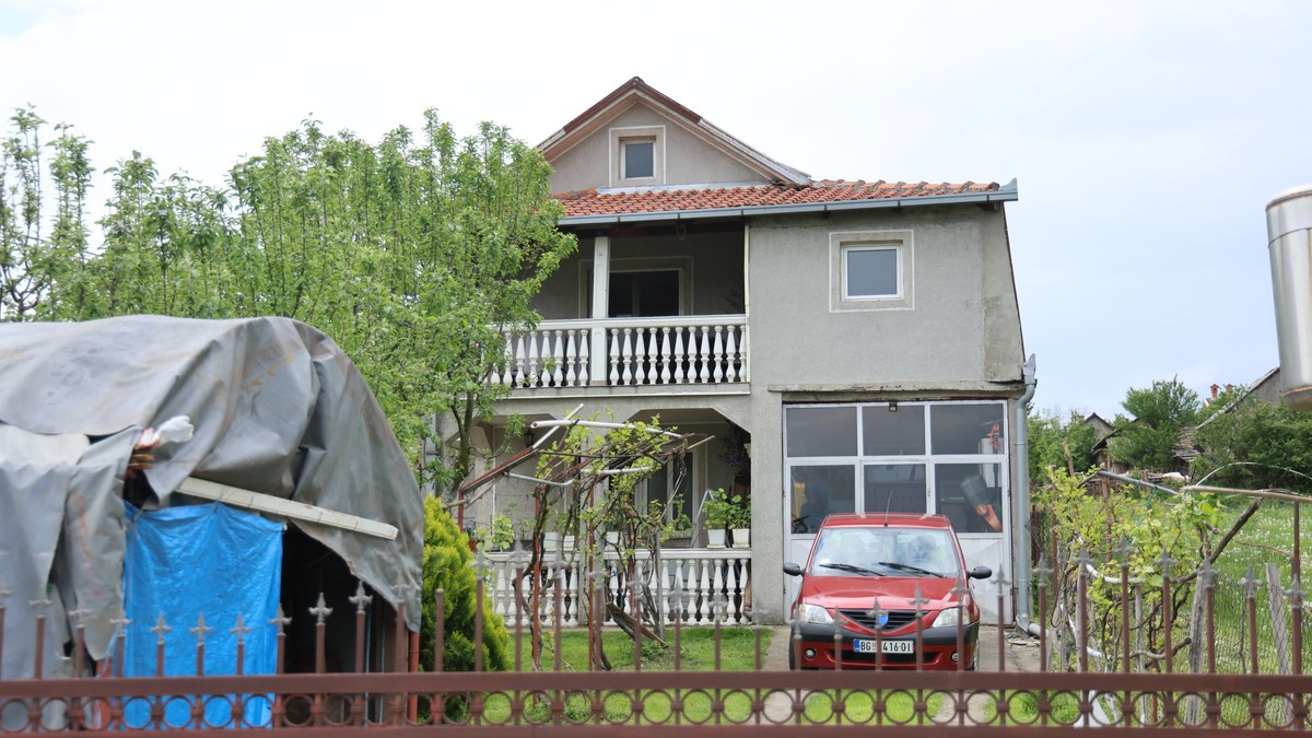 U ovu kuću je upao Trajko: Ispalio hice iz pištolja sa prigušivačem ...