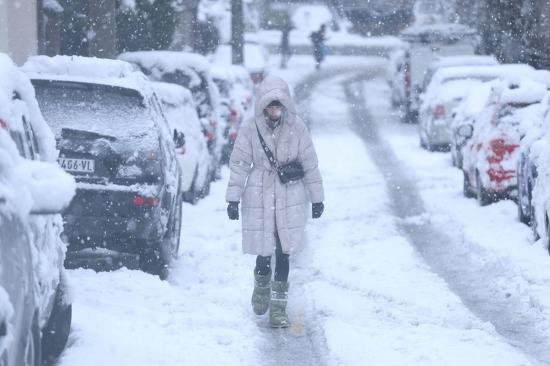 (Mapa) temperatura pada Na: -12, sneg stiže u ove delove Srbije! Slede ... (Mapa) temperatura pada Na: -12, sneg stiže u ove delove Srbije! Slede ...