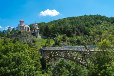 Kuća u centru banje u Srbiji za samo 25.000 evra: Imanje ima i sopstveni izvor lekovite vode