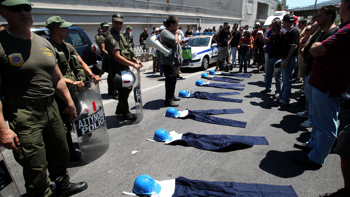 Grecja: policja zakończyła dziewięciomiesięczny strajk hutników ...