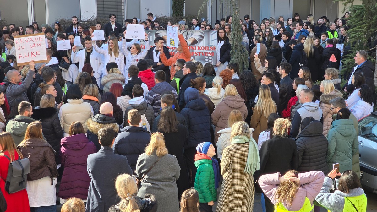 Studentski protesti: I danas ćutanje i blokade saobraćaja u Srbiji ...