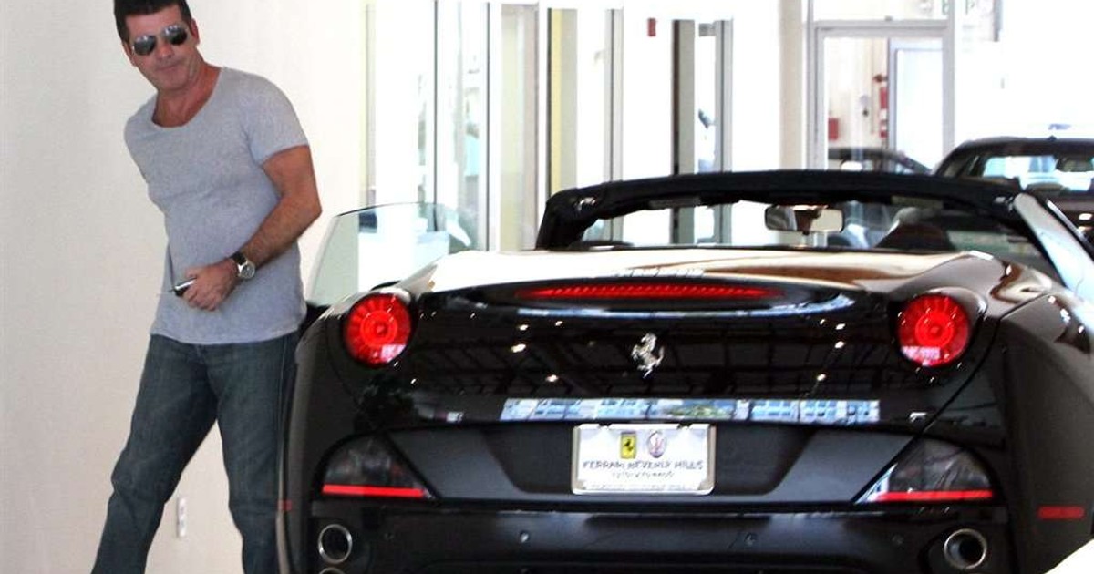Cowell znudził się bugatti?
