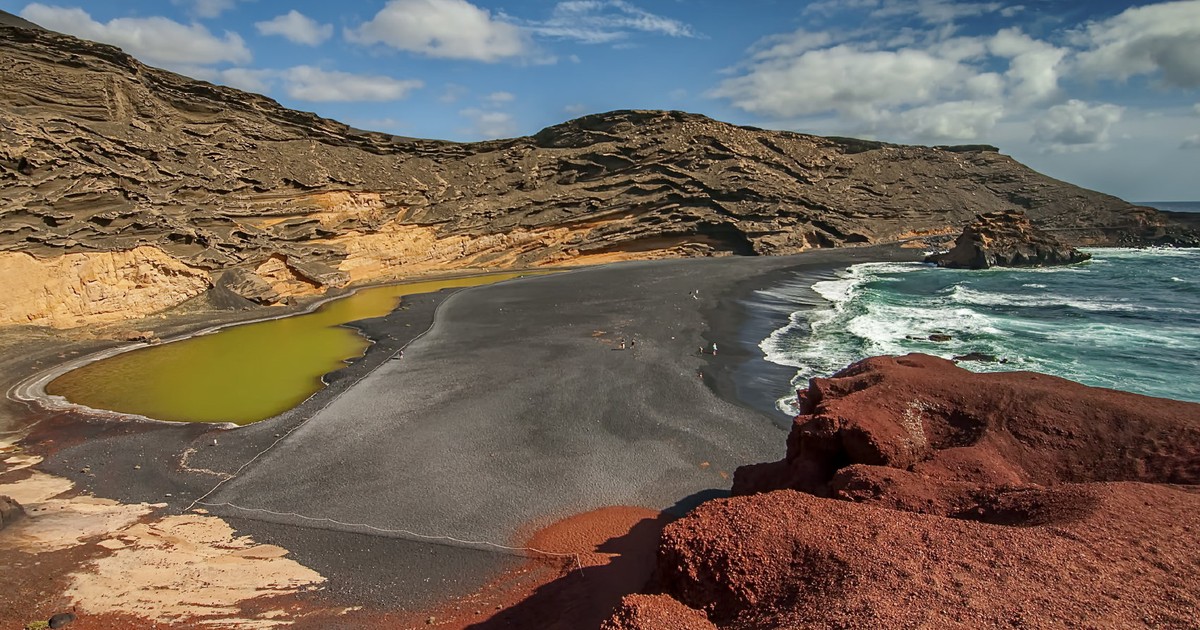 Kłopoty Wysp Kanaryjskich z masową turystyką - Podróże