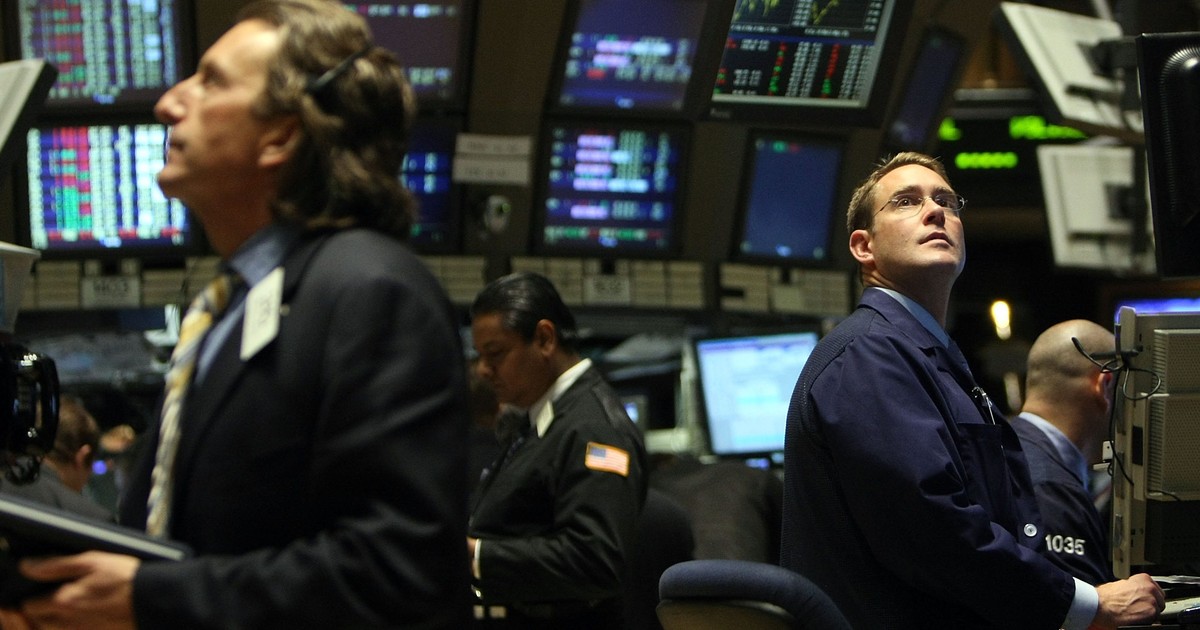 Dow notches 12th straight win as US stocks rally ahead of Fed policy ...