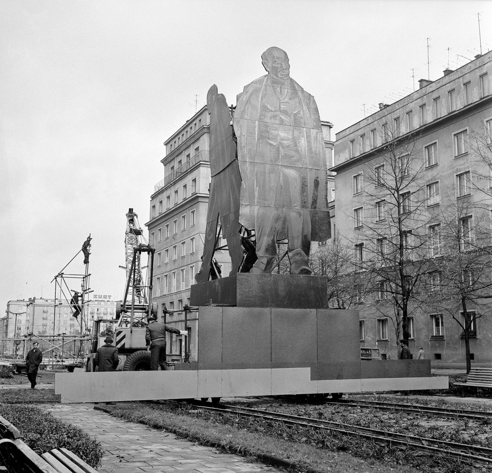Marian Konieczny: Lenin nie należał do moich arcydzieł - Wiadomości