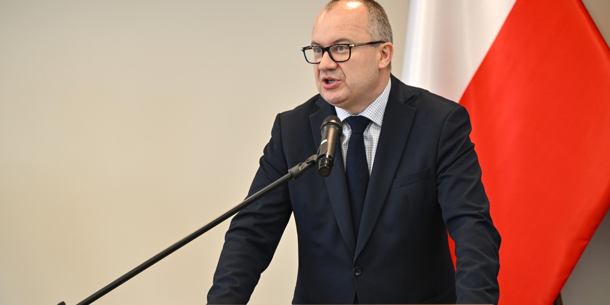 Nowy ruch Adama Bodnara w sprawie Grzegorza Brauna. "Podpisałem kolejne wnioski" - Wiadomości