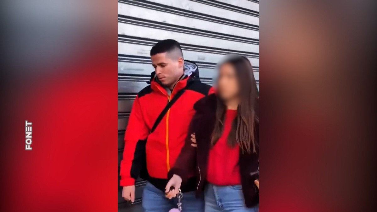 Snimak privođenja devojke koja je udarila studentkinju na Novom Beogradu - Blic