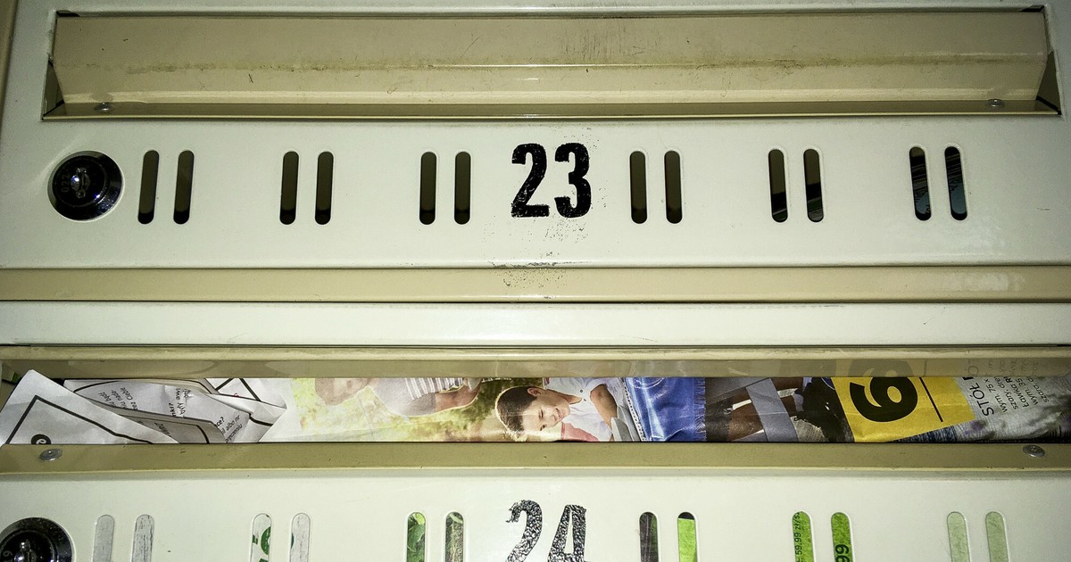 Nie odebrał awiza, bo był na wakacjach. Z konta zabrano mu kilka tysięcy