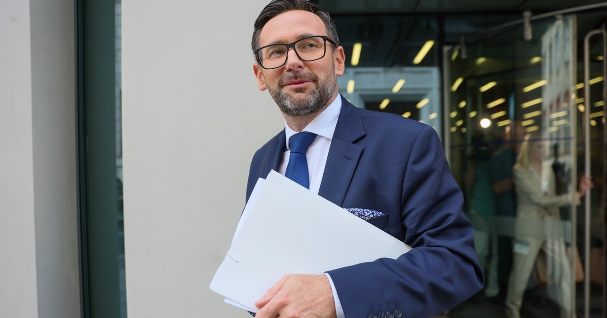 Orlen inwigilował polityków opozycji? Obajtek: dbaliśmy o interesy ...