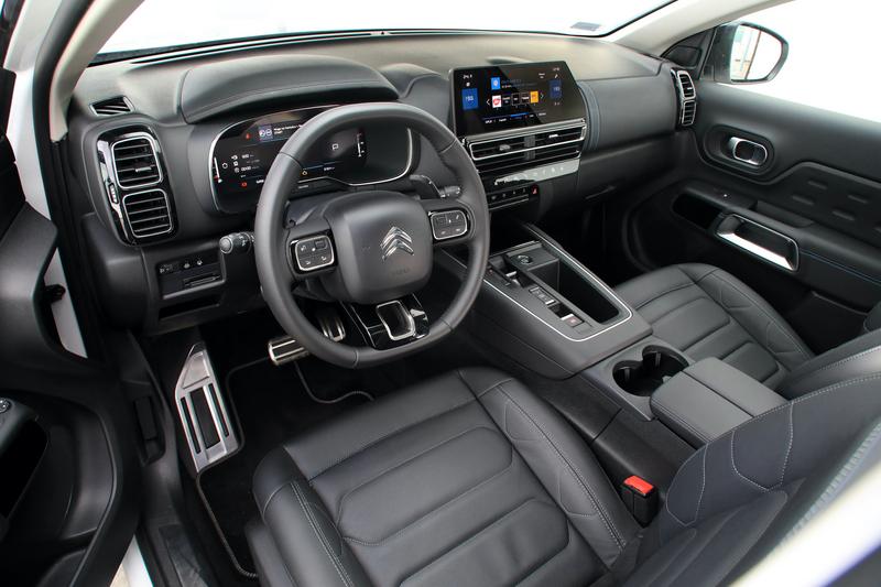 Citroen C5 Aircross ma typowo francuski charakter. Przekonaj się ...