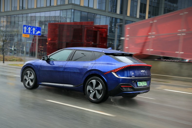 Kia EV6 GT-Line 77 kWh AWD – elektryk w trasie – Test