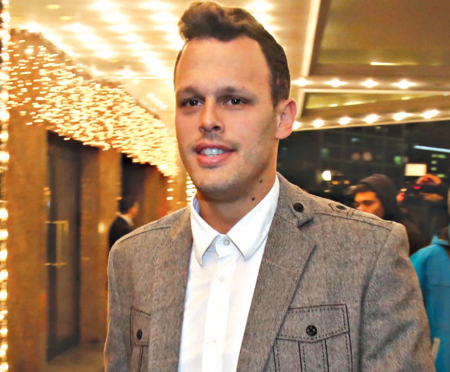 ŠOKANTNA FOTOGRAFIJA! Igor Kojić izgleda starije od oca Kebe!