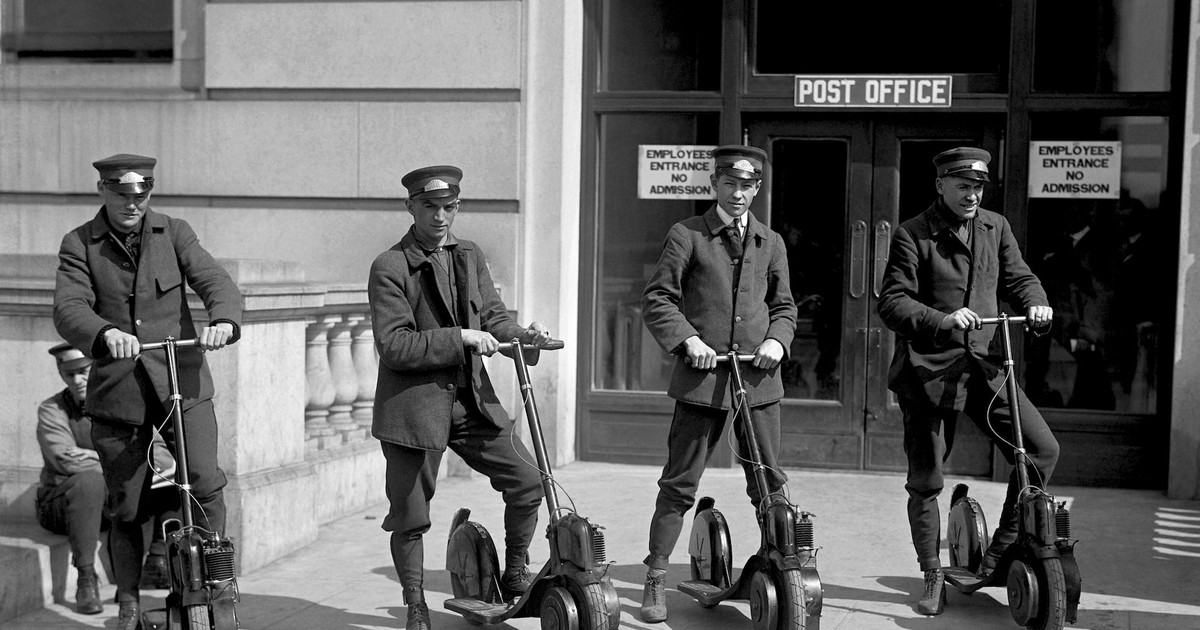 30 vintage photos of postal workers show how the profession has changed ...