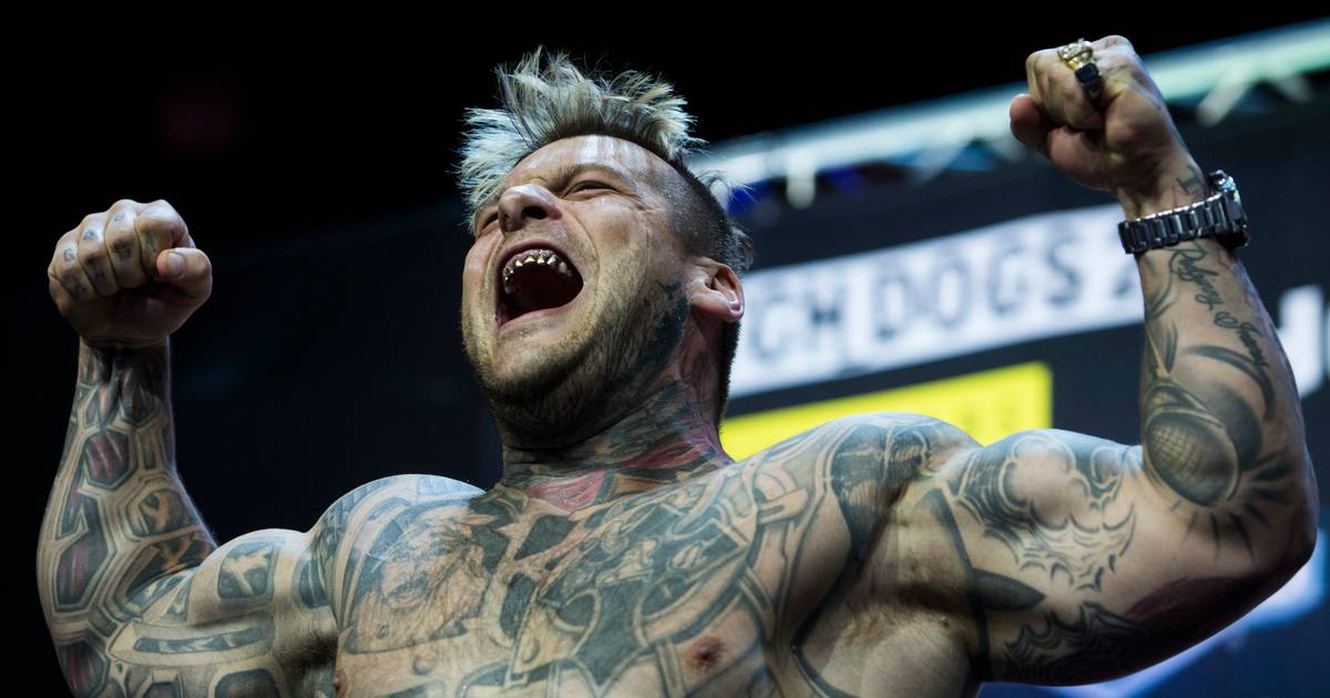 Popek chce przetrwać w walce z Burneiką więcej niż 81 sekund i mamy na ...