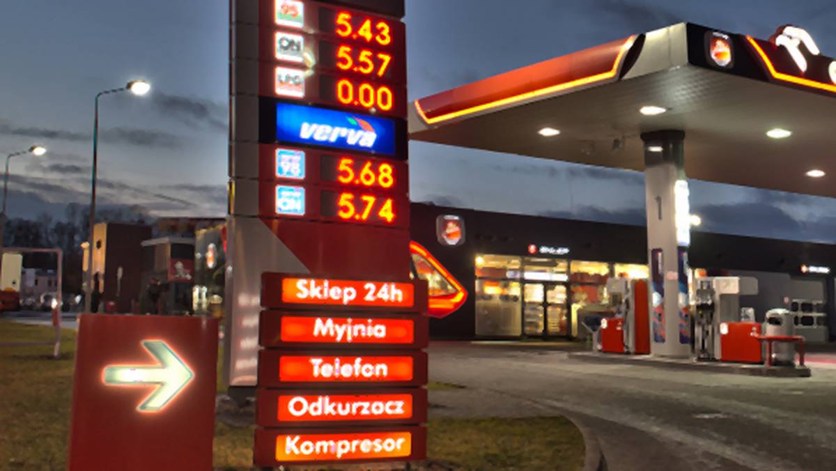 niemcy-na-stacjach-znikn-ceny-paliw-za-litr-uwaga-to-clickbait