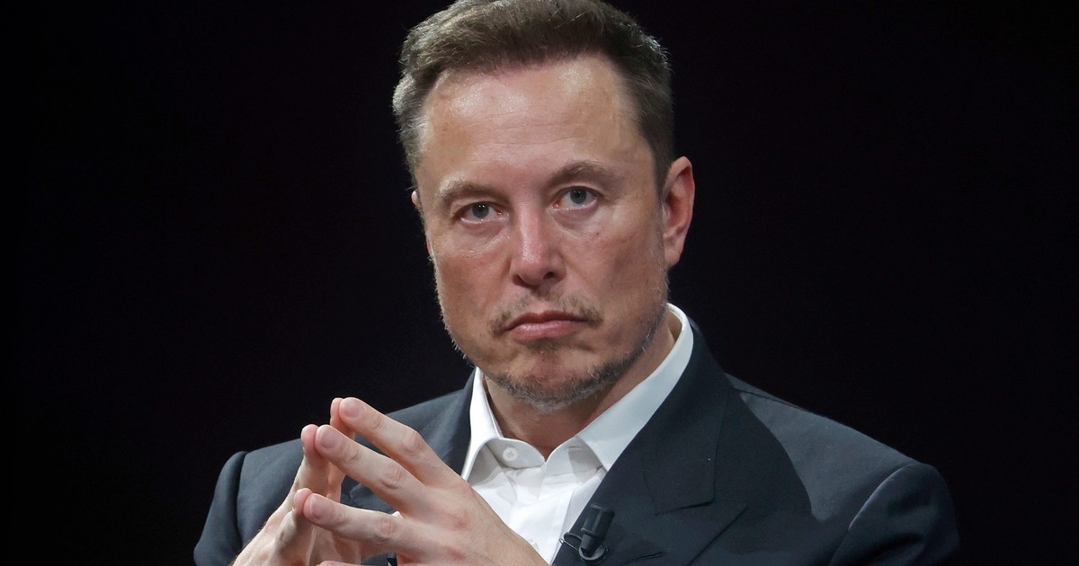 Elon Musk's former trust and safety chief at X says Musk had 'more ...