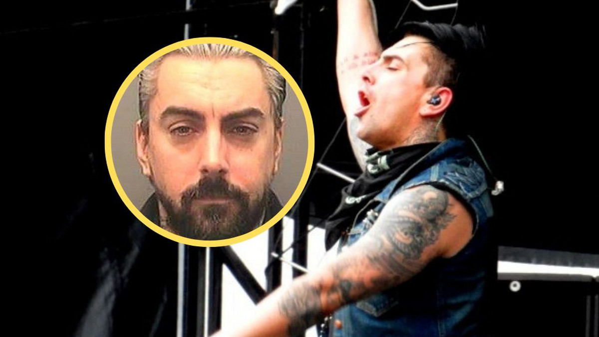 Ian Watkins trafił do więzienia na 35 lat. Zaatakowało go trzech ...