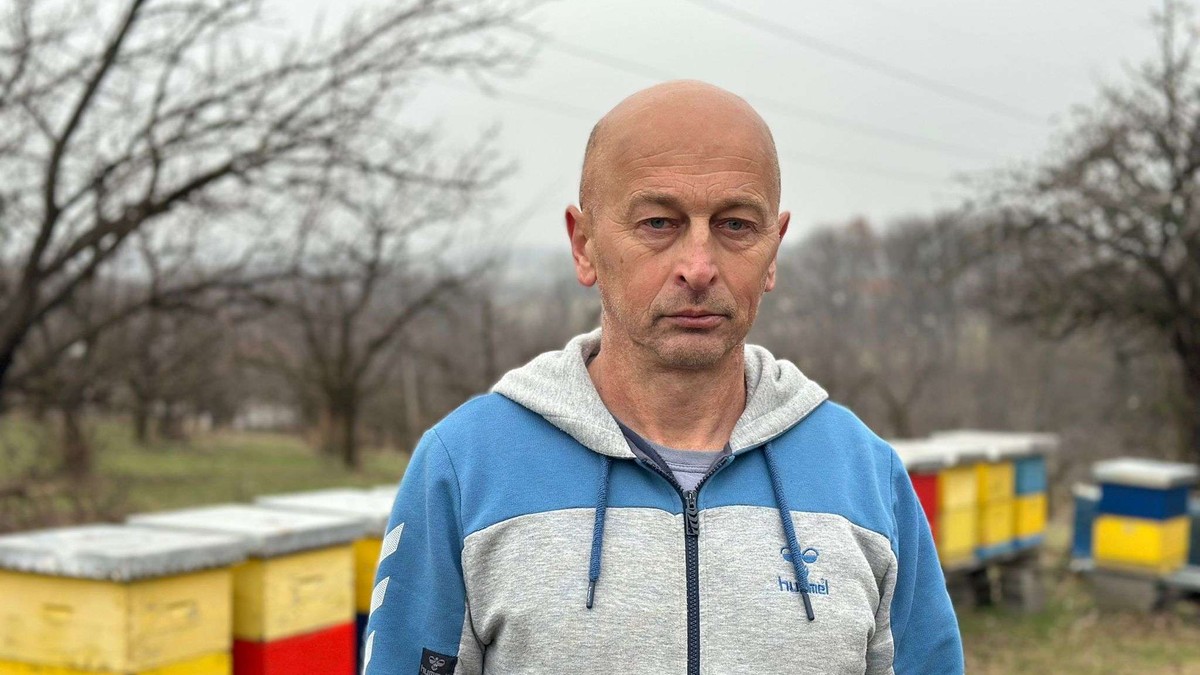 Više meda ove godine: Pčelar Tiosav ima pune ruke posla