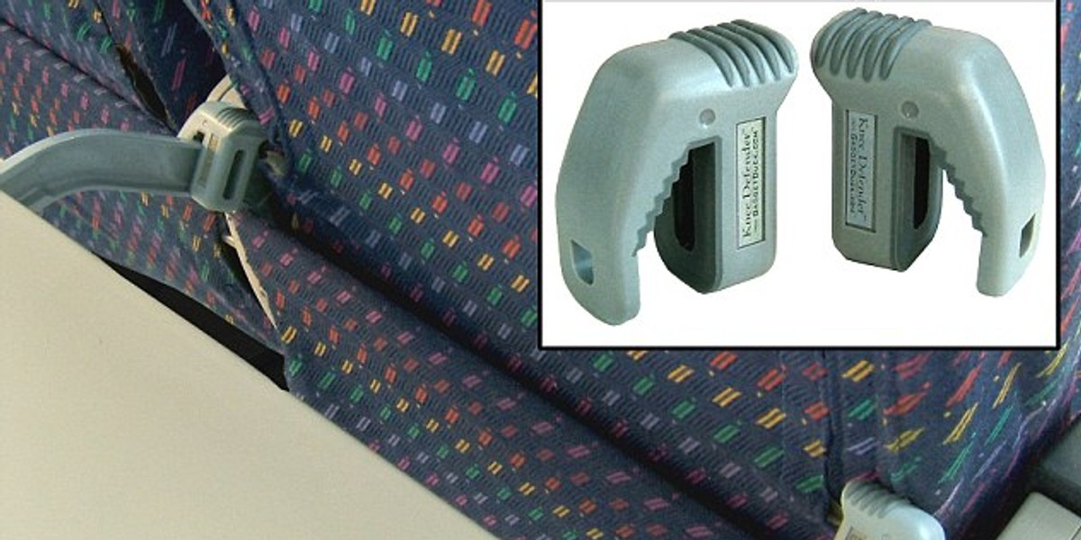 Knee Defender — gadżet blokujący fotel w samolocie - Podróże