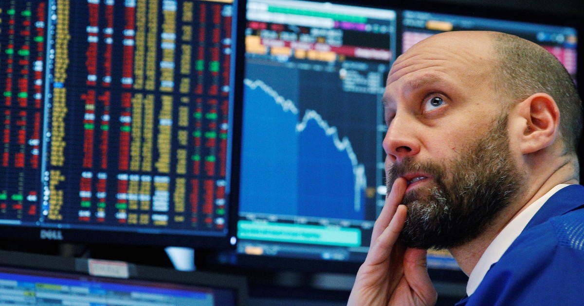 Stock market today: US stocks mixed as traders brace for GDP data and more earnings | Business ...