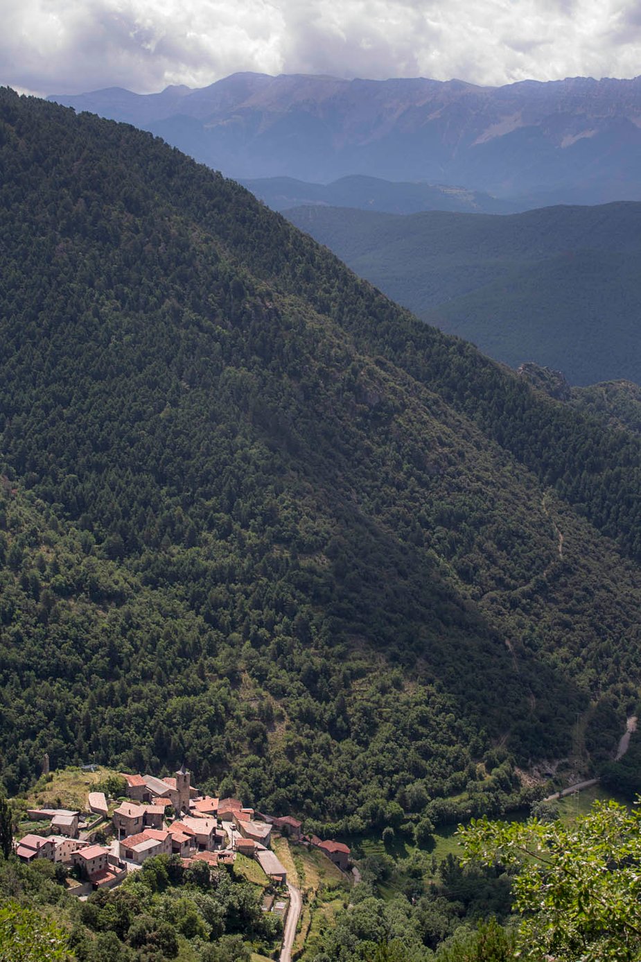 Pireneje, Anioł i inni - Turystyka