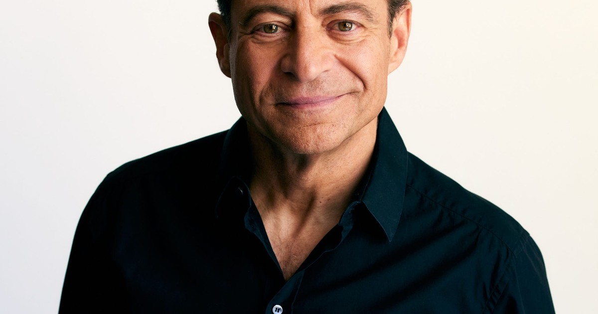 The $35 eye mask the multimillionaire XPrize founder swears by for ...