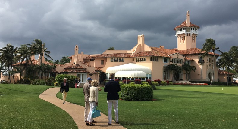 Former US intel officer says Mar-a-Lago is a 'nightmarish environment ...