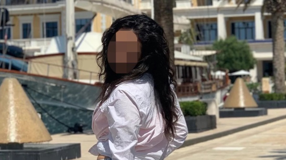 Studentkinja koja je pala u holu fakulteta oporavlja se u KCV - Blic