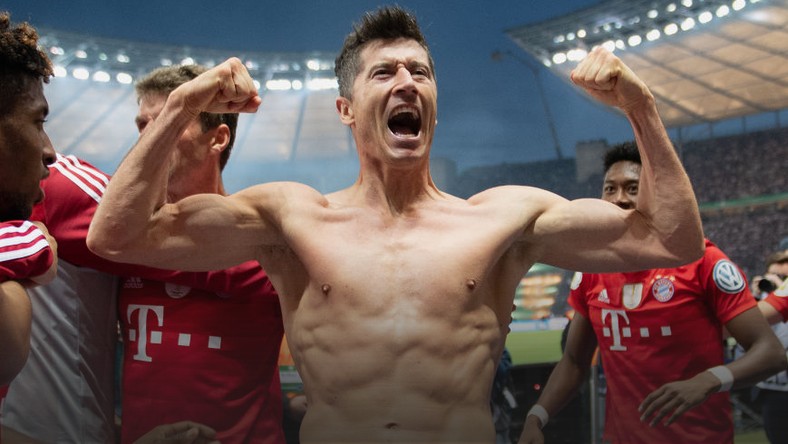 Niemcy zachwyceni zdjęciami Roberta Lewandowskiego - Sport