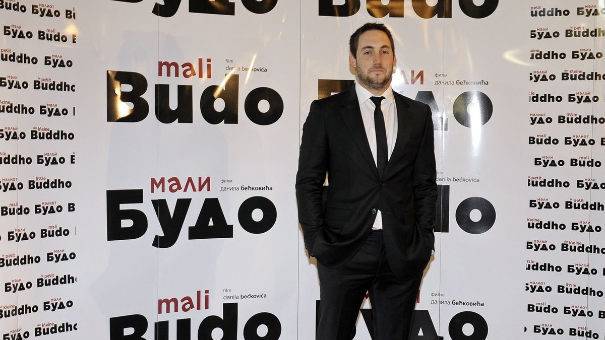 Pevači, glumci i političari na premijeri filma: "Mali Budo" pred ...