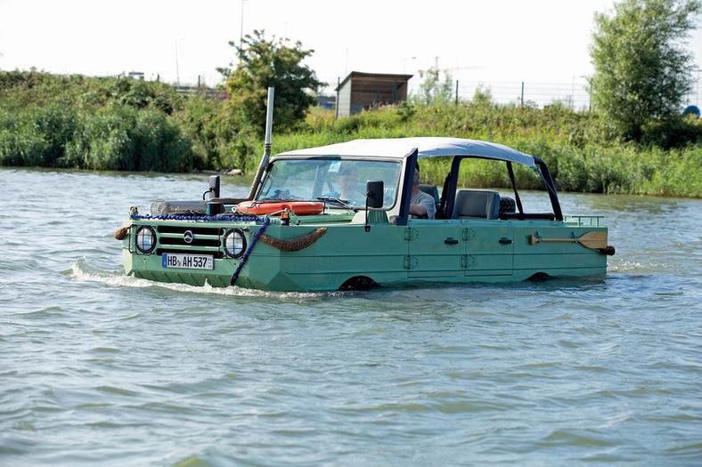 Pływające samochody - Dutton Surf, GAZ-46, Amphicar XL, Beijing Jeep i ...