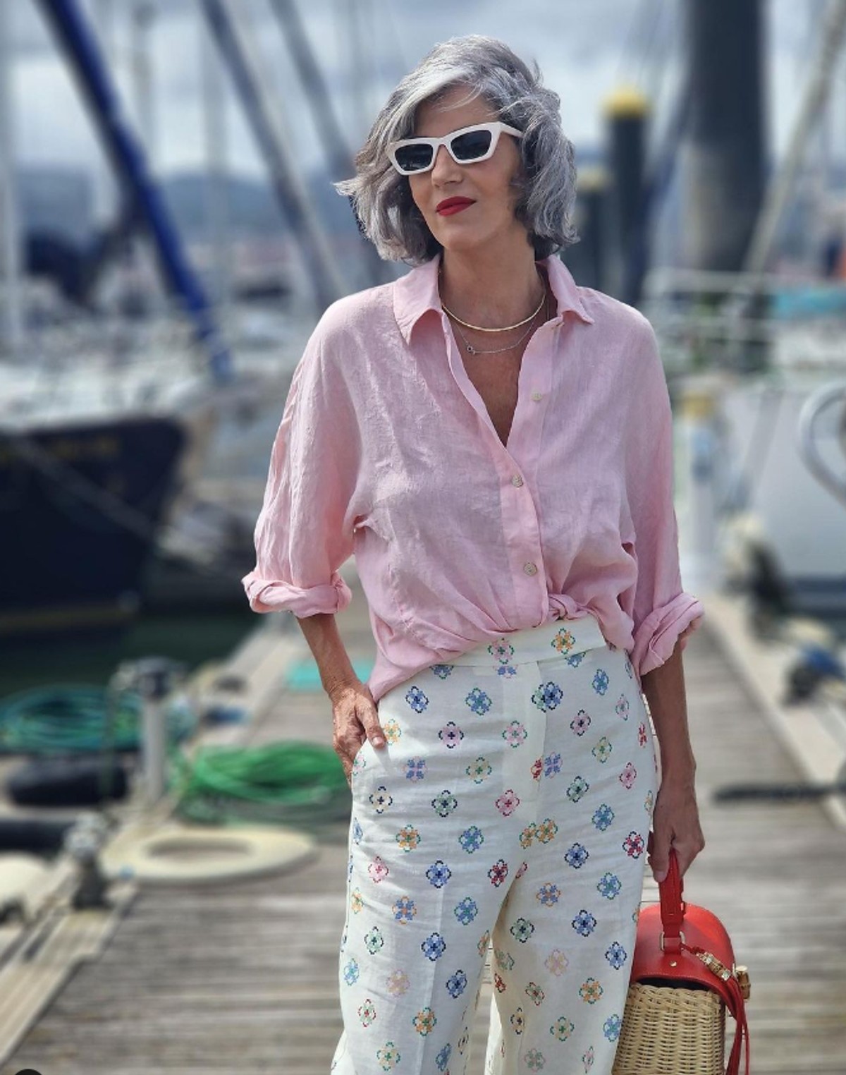 Najbolji modeli pantalona za sve žene u 50-im i 60-im: Idealne od jutra ...