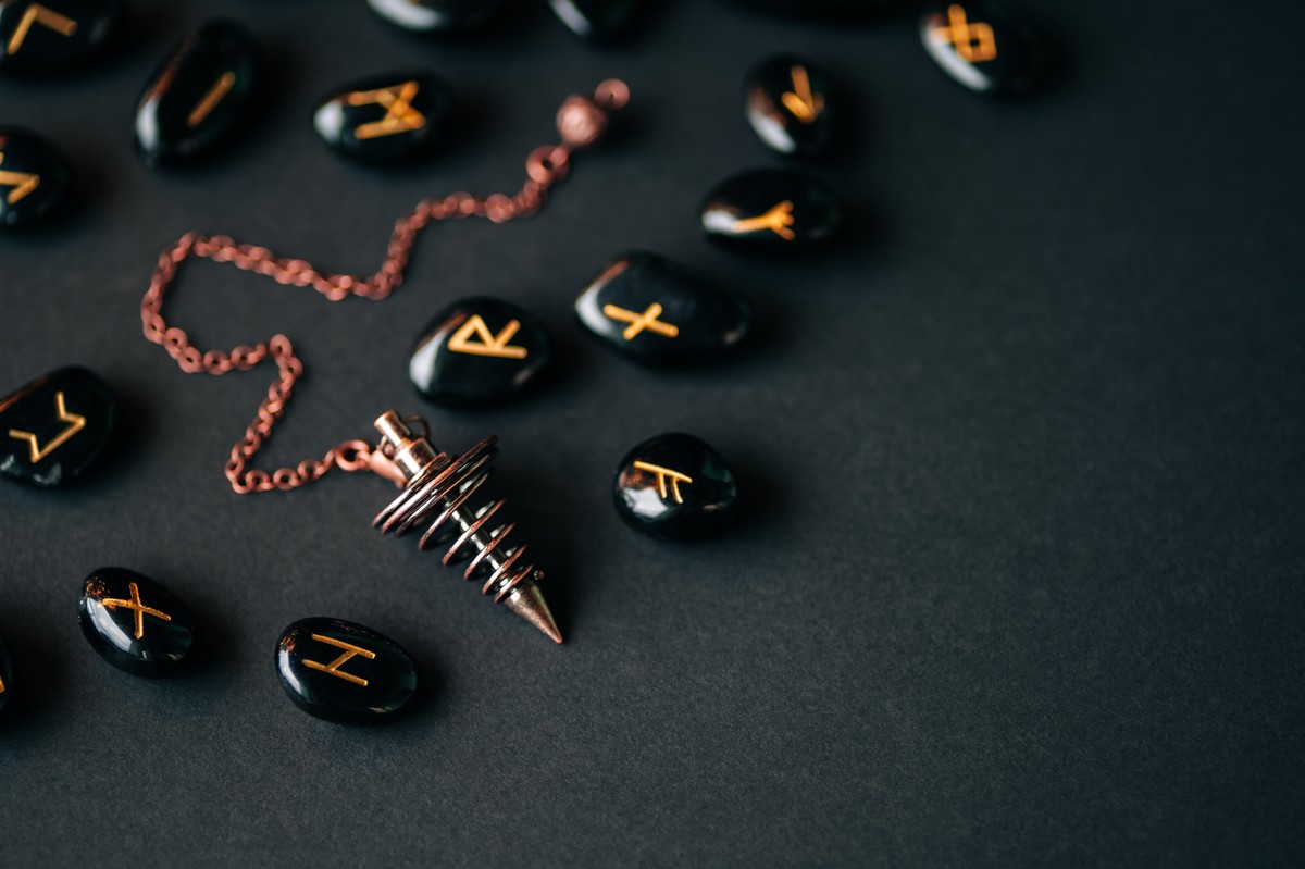 Napi horoszkóp: a Halak váratlan pénzügyi nyereségre, az Oroszlán ...