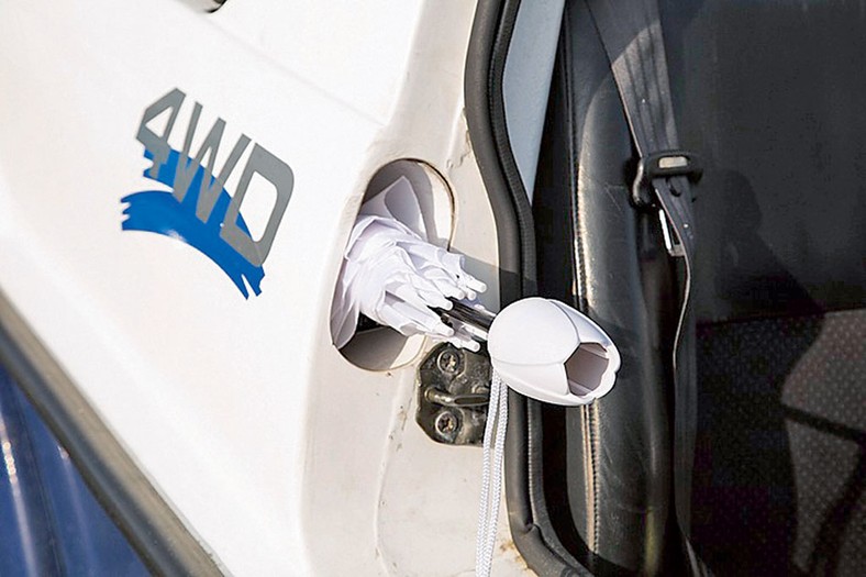 Pływające samochody - Dutton Surf, GAZ-46, Amphicar XL, Beijing Jeep i ...