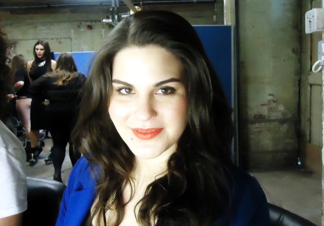 British Plus Size Fashion Weekend Farkas Éva magyar plus size modellel ...