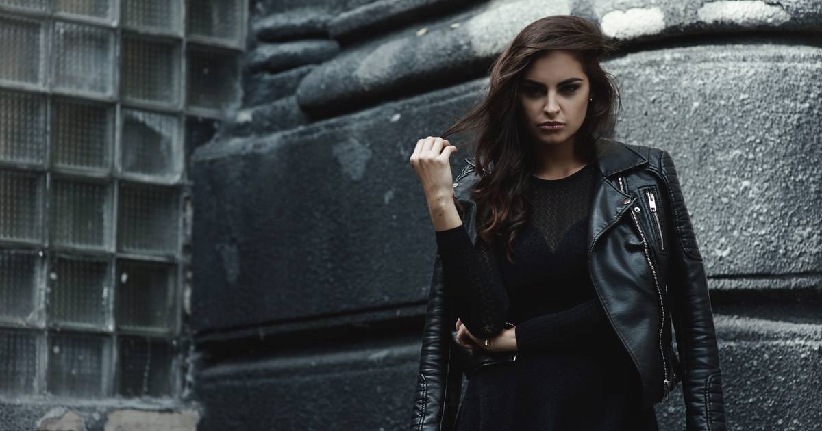 Z czym nosić ramoneskę w 2024 roku? Propozycje stylizacji - Noizz