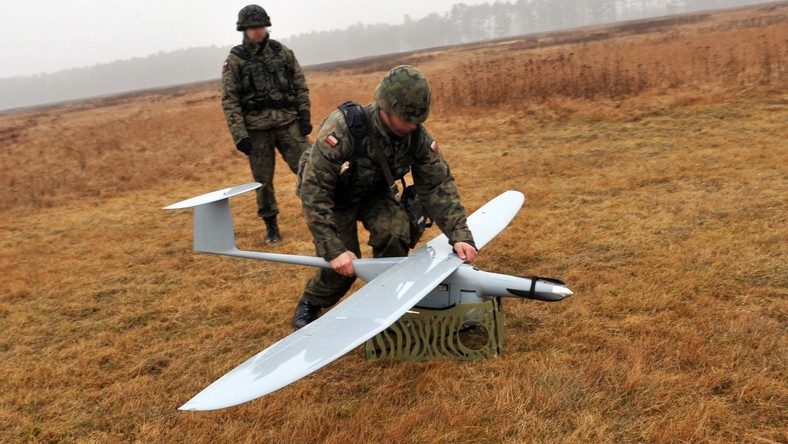 Polscy żołnierze zgubili drona za 100 tys. zł - Wiadomości