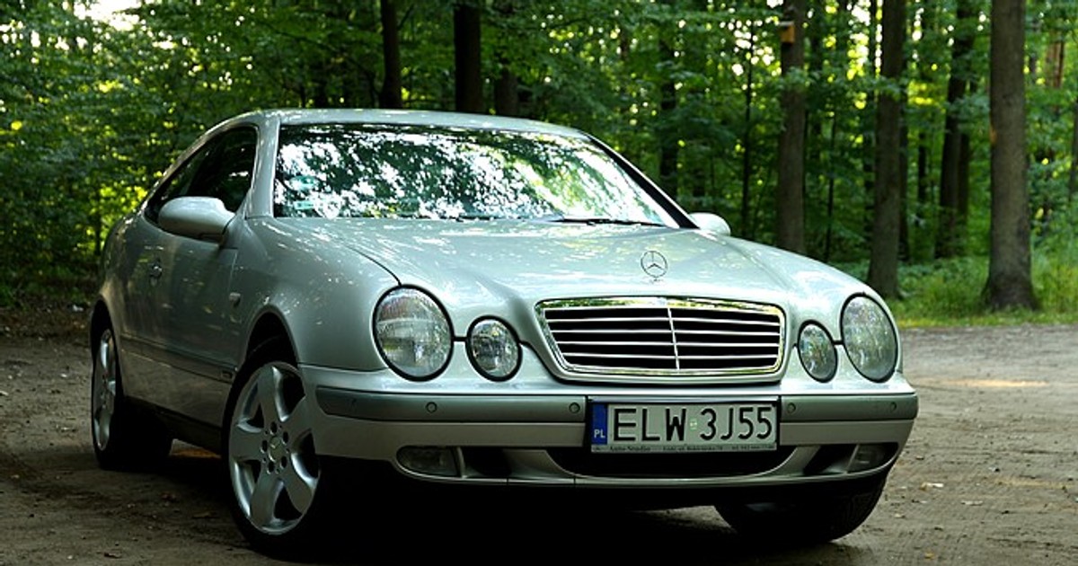 Mercedes CLK (W208) — omawiamy, co warto o nim wiedzieć