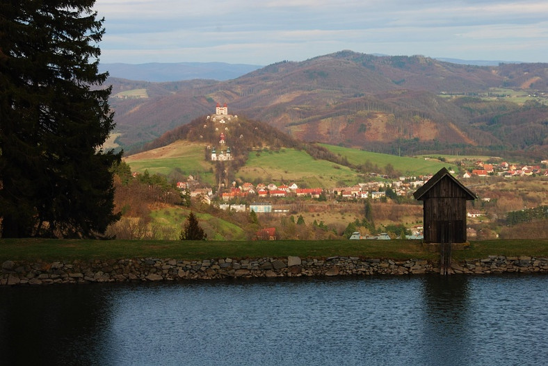 Bańska Szczawnica (Banska Stiavnica) - górnicze miasteczko w Górach ...