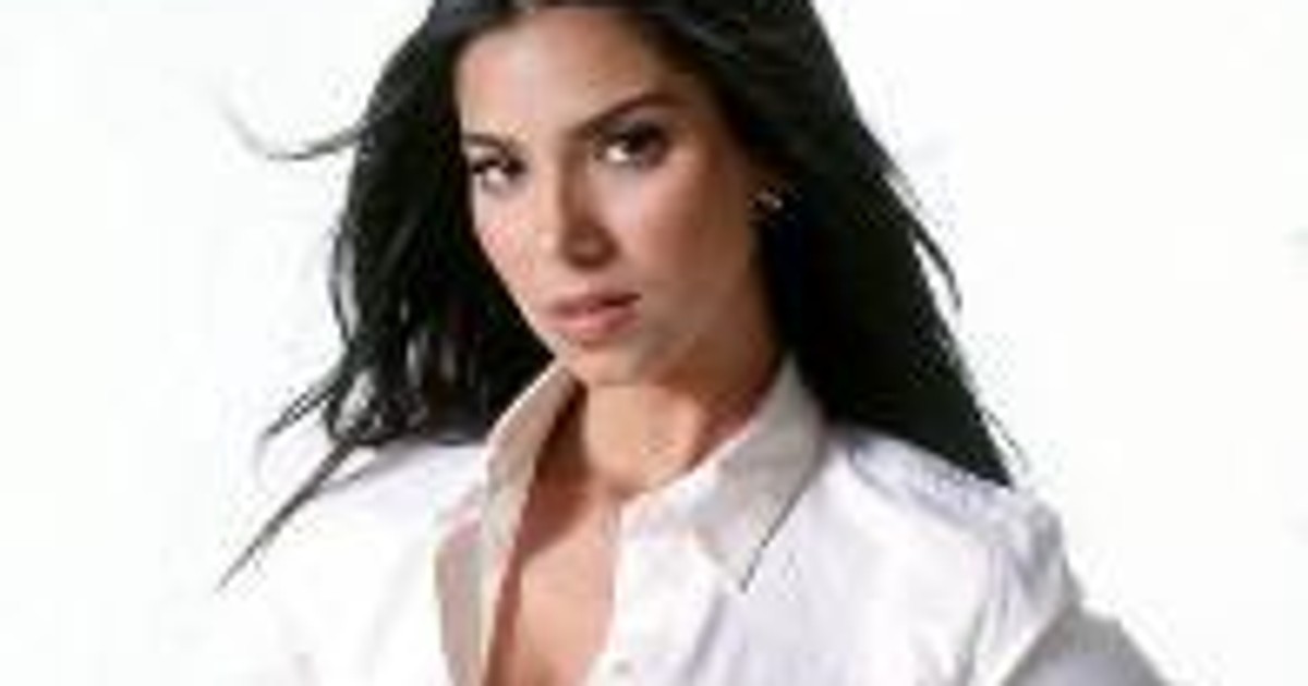 Roselyn Sanchez Underclassmen