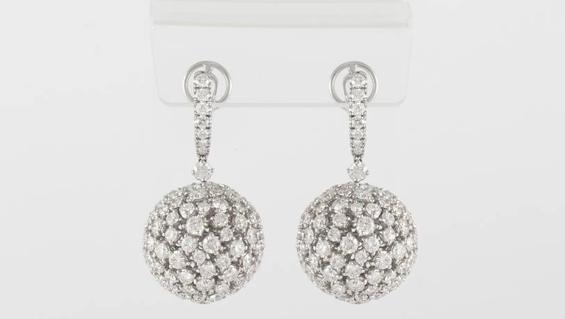 Die beliebtesten Schmuck-Anhänger von Pandora im Vergleich - guenstiger ...