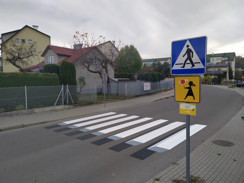 Trójwymiarowe pasy dla pieszych w Polsce - czy są bezpieczne?