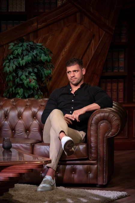 Priveden kik-bokser Nenad Pagonis, supruga tvrdi da ju je pretukao - Blic