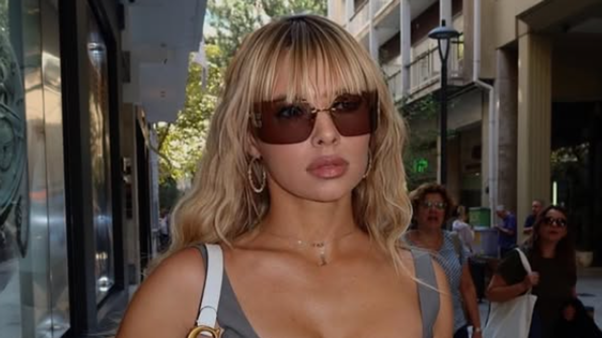 Ova atraktivna plavuša je devojka košarkaša Filipa Petruševa, zbog njega je dobijala pretnje - Blic