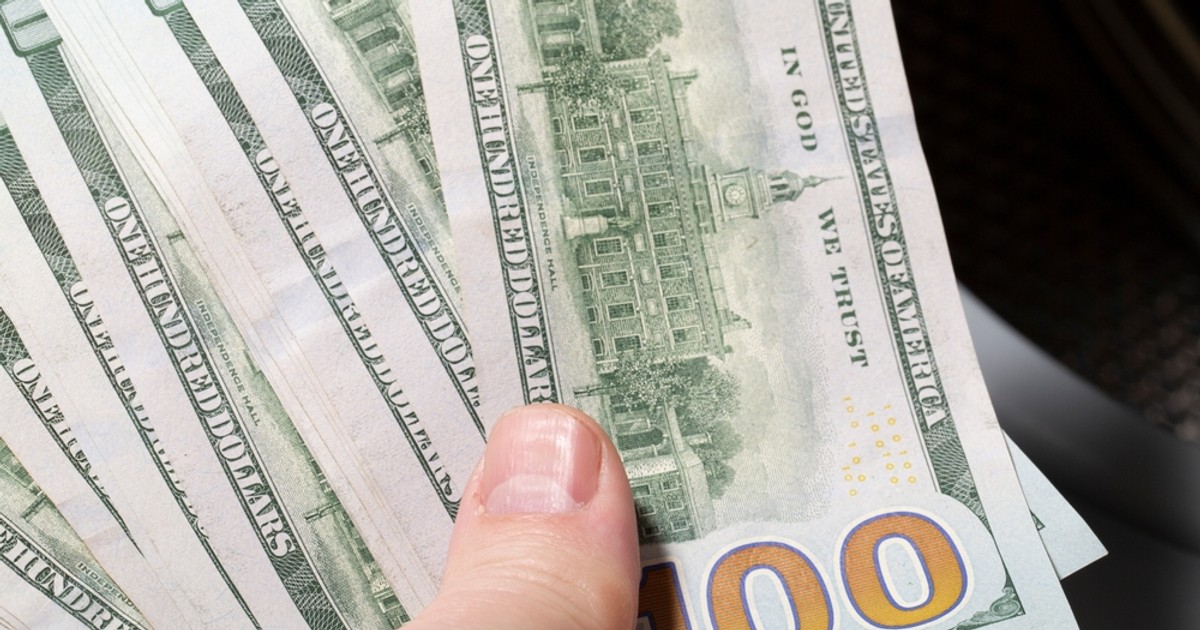 Kurs dolara USD/PLN - notowania walut, 24 stycznia 2023