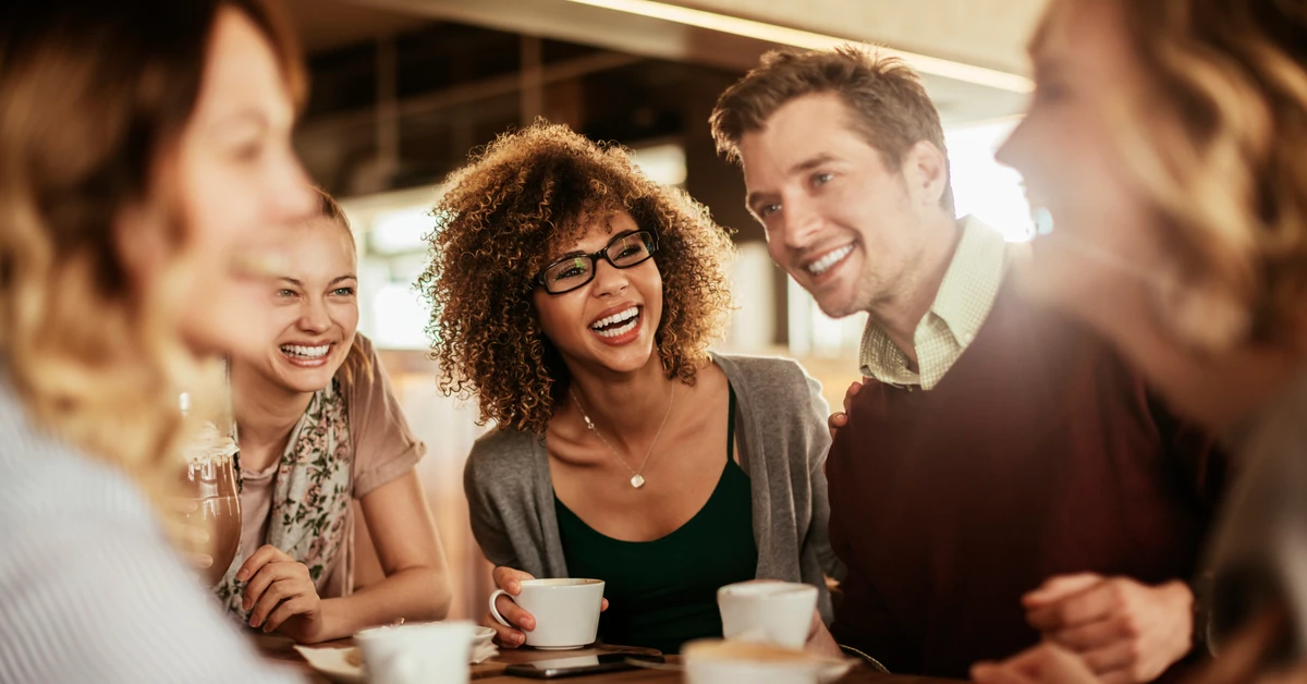 Jak rozpoznać, że ktoś darzy cię sympatią? 7 oznak, że ktoś bardzo cię ...