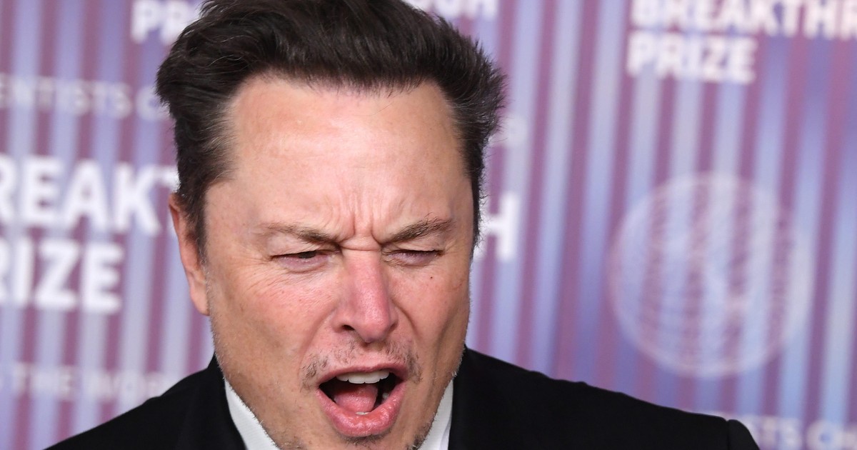 SpaceX is set to add another $100 billion to its value on its first ...