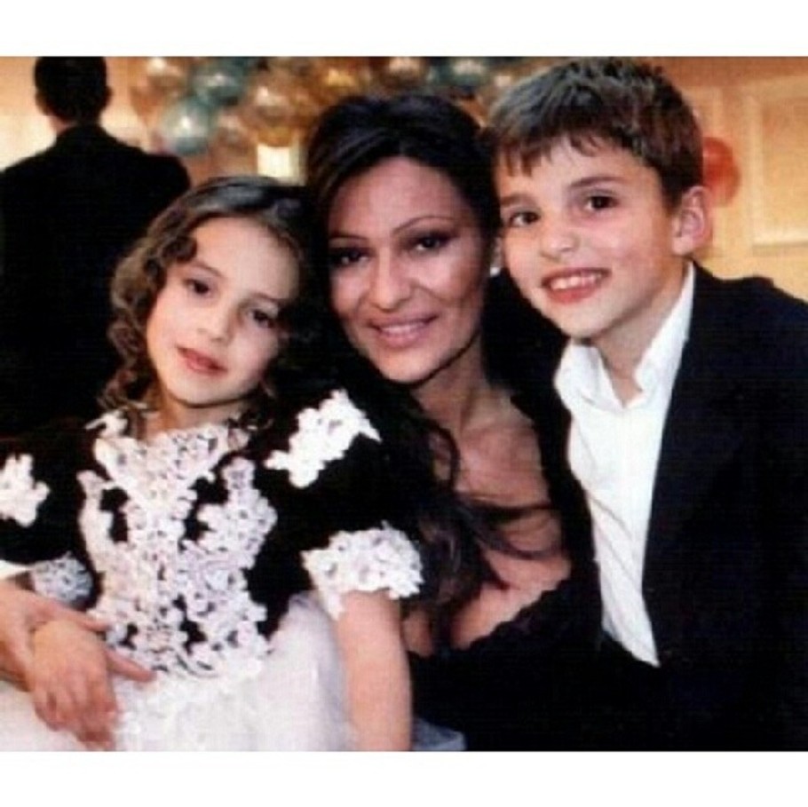 Cecina deca: Nekad i sad! FOTO